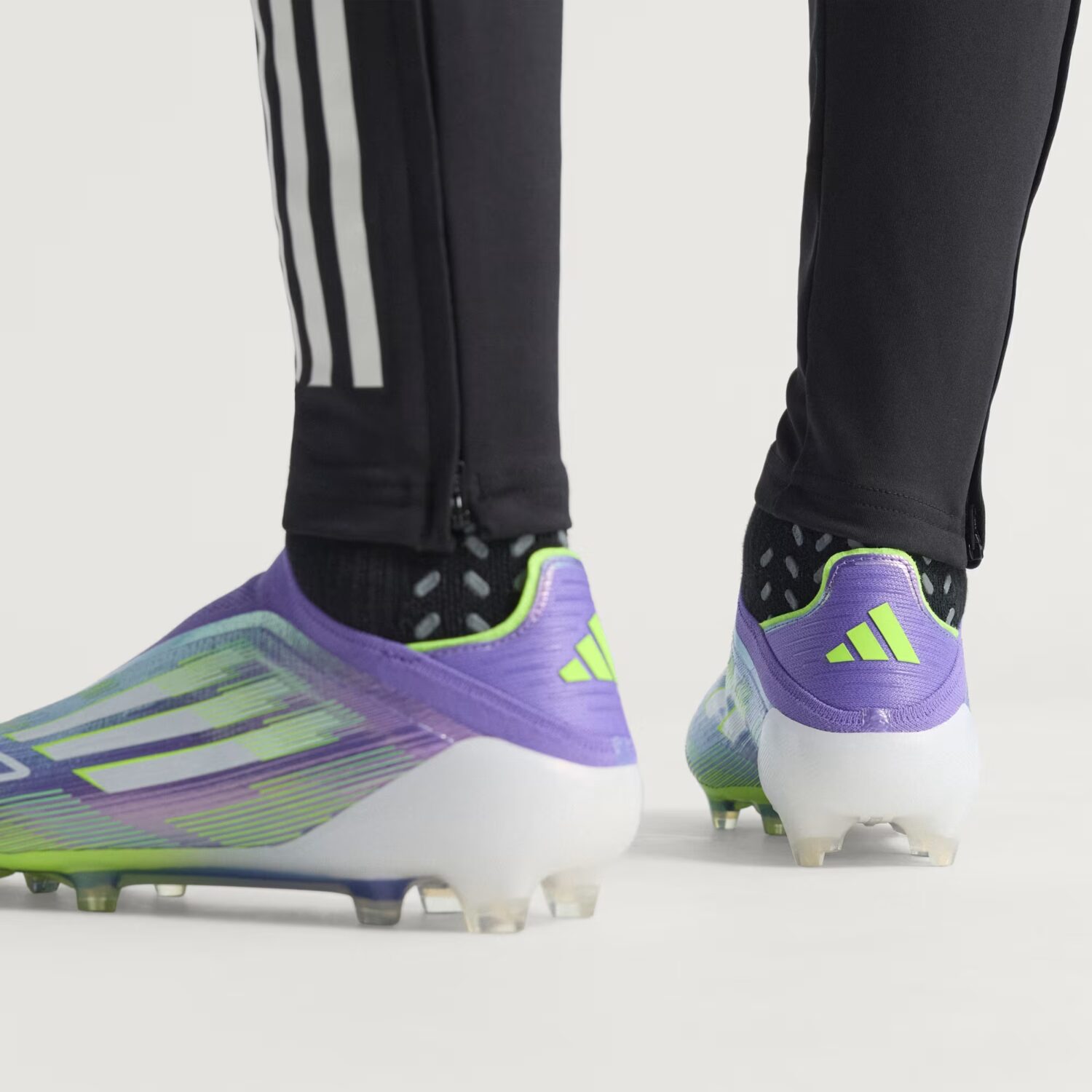 נעלי כדורגל אדידס F50 Elite Laceless Firm Ground Cleats - ספורט ישיר ...